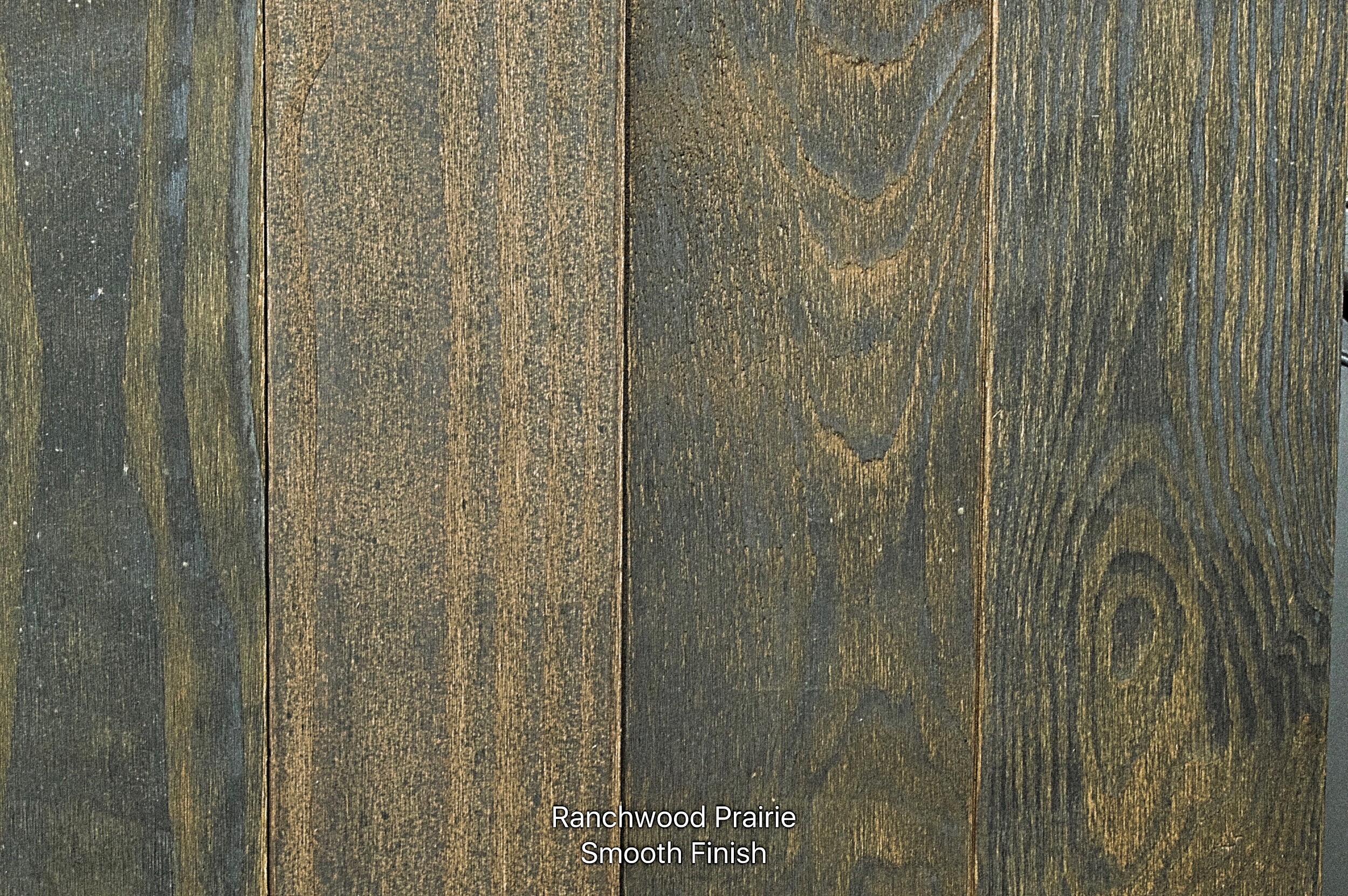 ranchwood™ Prairie Cladding, Smooth and Skip Sawn